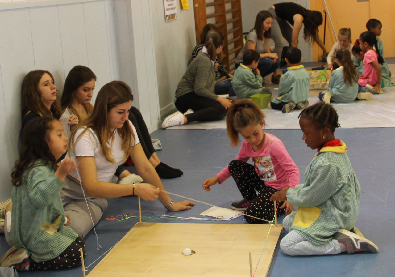 Estudiants de la FEPTS de la UdL creen espais de ciència per alumnes d ...
